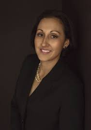 Breaking down barriers as Latino professionals - The Chicago Reporter